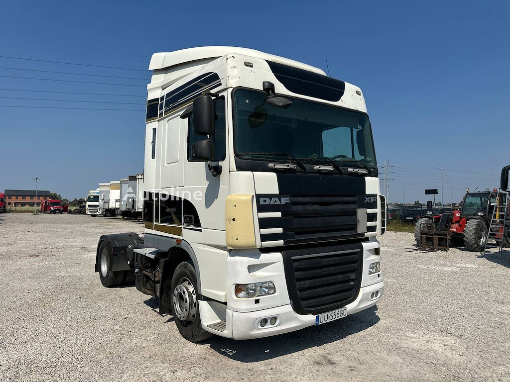 DAF XF 105 410 tegljač