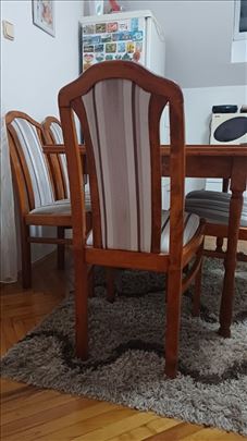 Trpezariski sto i stolice