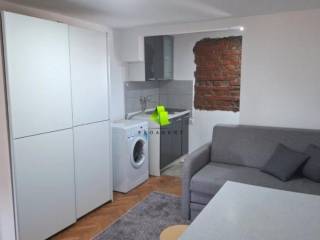 Jednosoban stan treći sprat, Niš