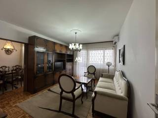 Trosobni stan Karađorđeva, Donji Grad, Beograd