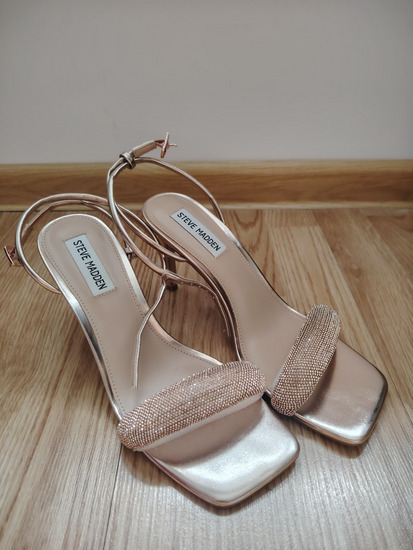 Steve Madden rose gold sandale