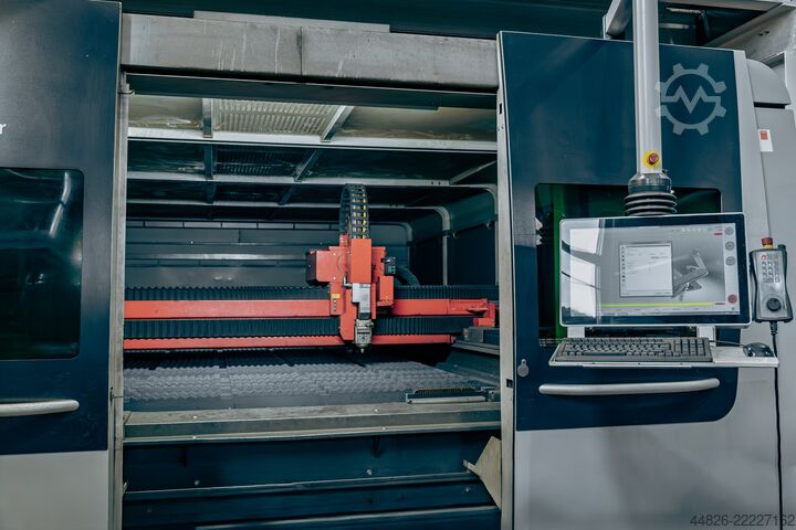 Vlaknasti laserski sistem
Bystronic BySprint 4020
