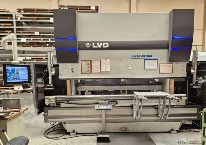 Abkant presa
LVD LVD PPEB 135/30 Easy-Form