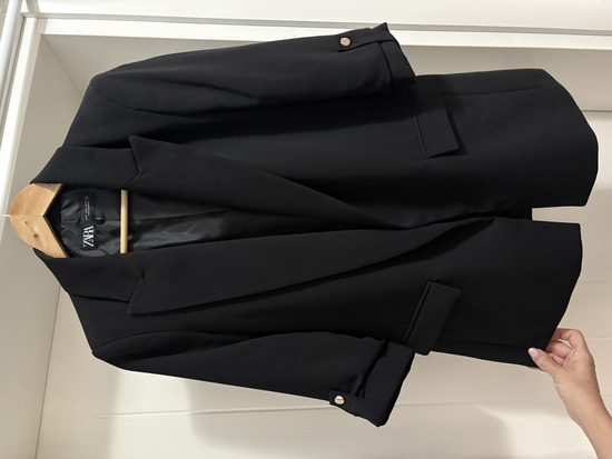 Zara Sako Nov