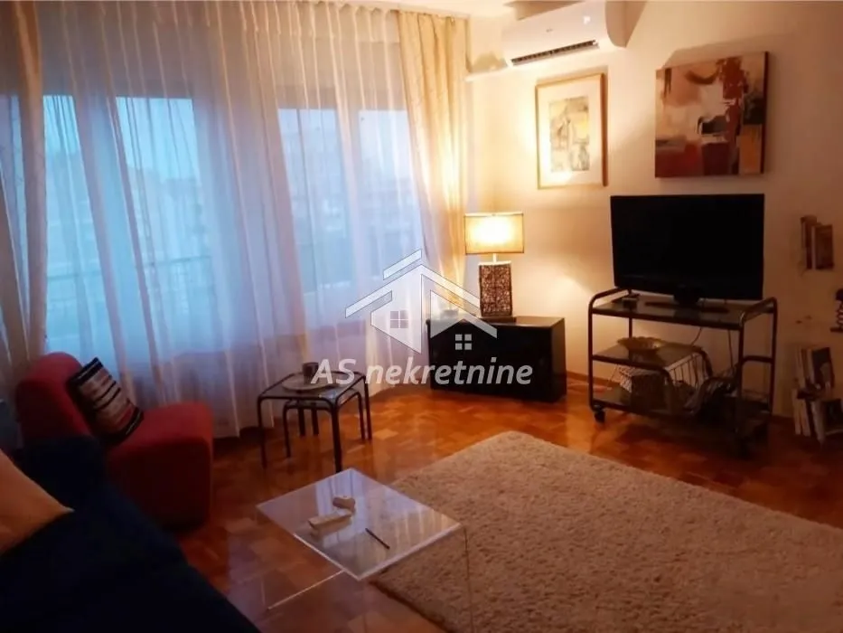 Izdavanje, dvosoban stan, 69m², Novi Beograd Sve Podlokacije, Beograd