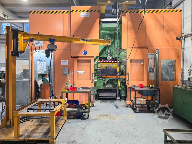 Automatska mašina za probijanje
Bruderer AG BSTA 110