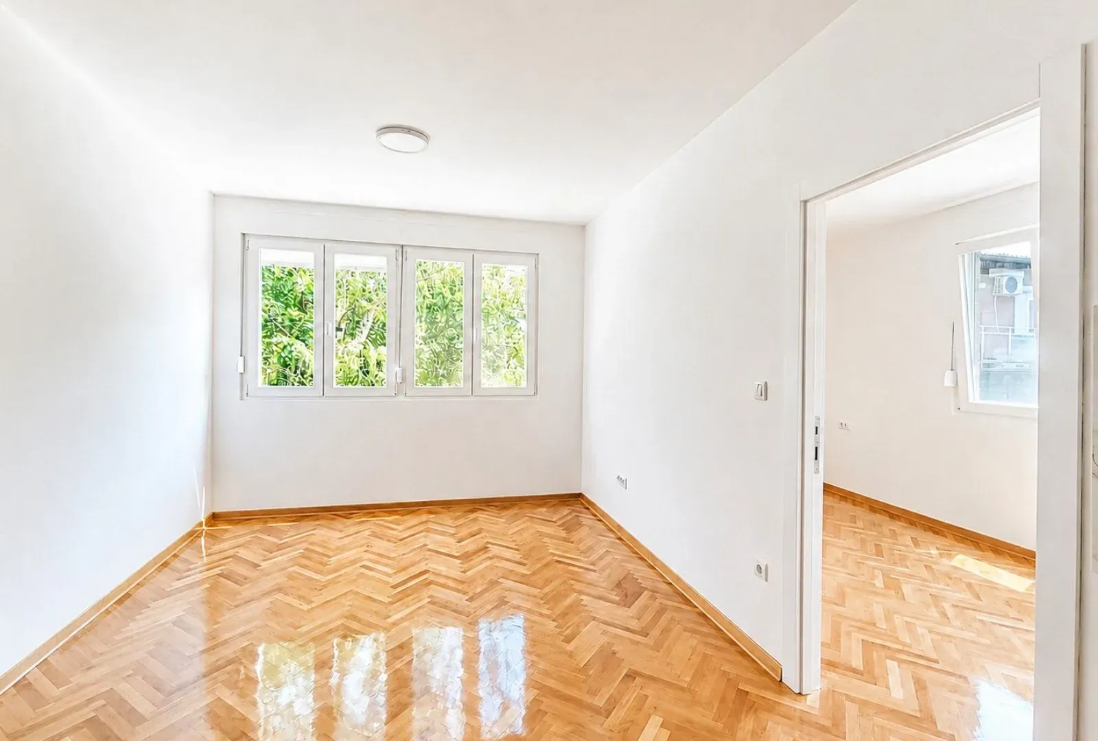 Prodaja, dvosoban stan, 55m², Karaburma, Palilula Sve Podlokacije