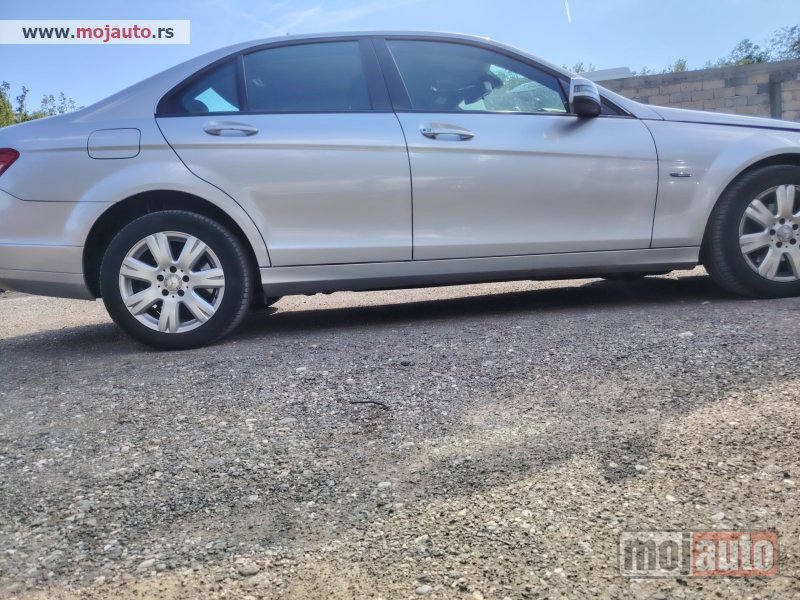 Delovi enterijera za Mercedes C klasu W204