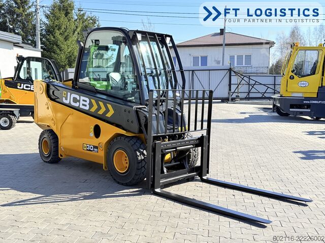 Teleskopski utovarivač
JCB TLT30D TELESCOPIC MAST DIESEL CABIN