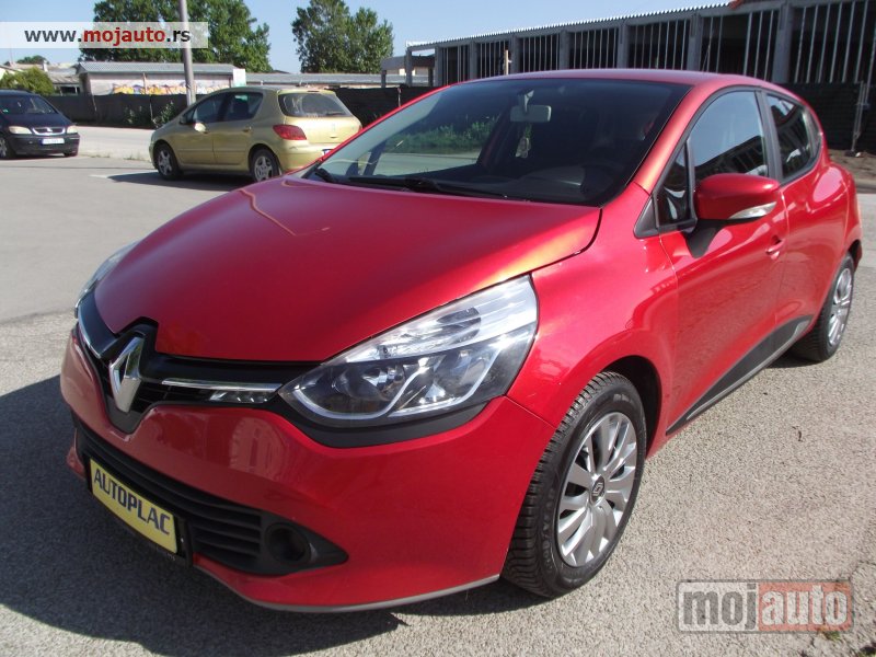 Renault Clio 1.2 BENZ 54 KW NAVI NOV