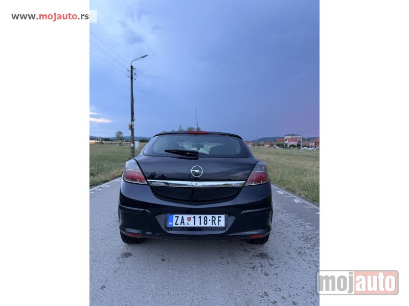 Opel Astra Gtc