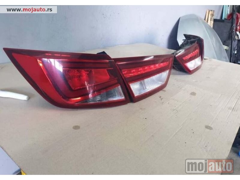 STOP SVETLA I LAMPE ZA SEAT LEON OD 2013-2018