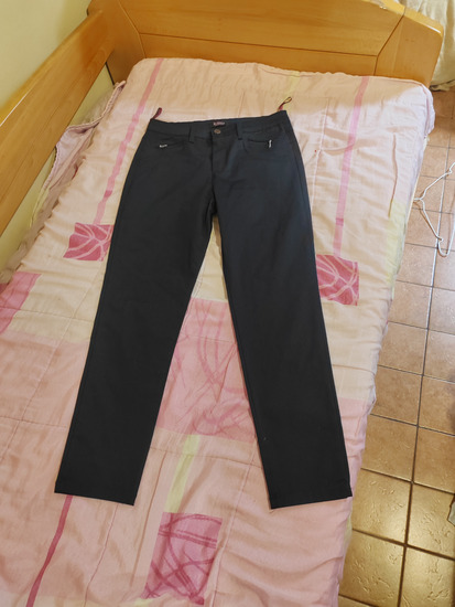 Crno-teget svečane pantalone 7/8 pamuk