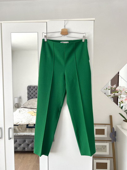 Zara pantalone