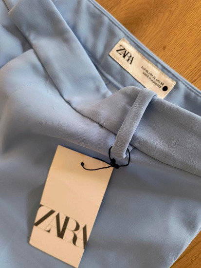 plave zara pantalone