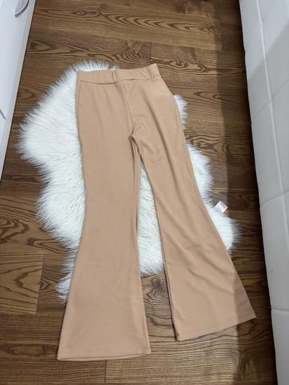 Bež zvonaste pantalone – vel. L