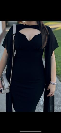 Crna haljina