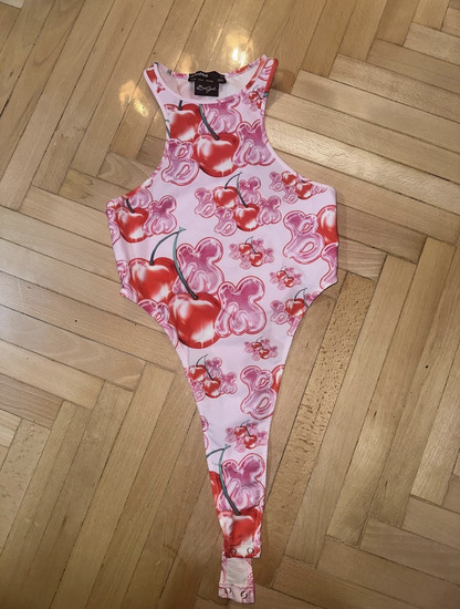 Bershka bodi