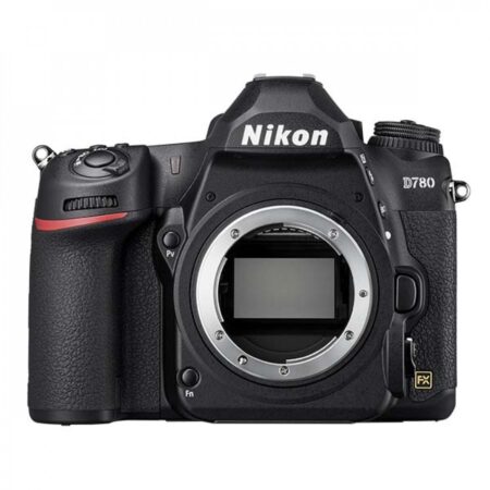 NIKON D780