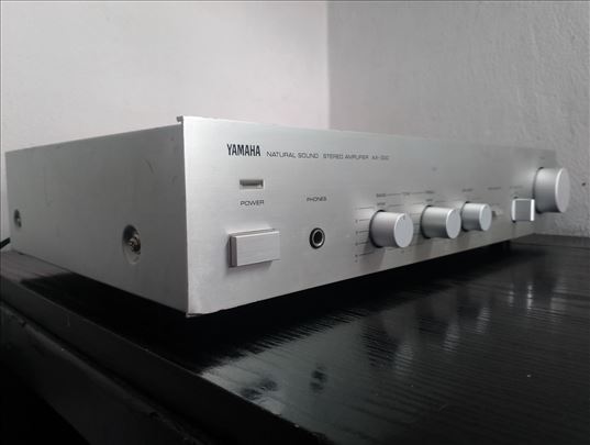 Yamaha AX-300