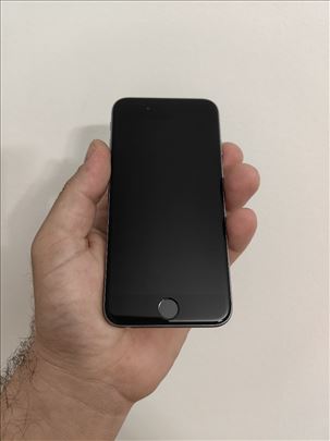 Iphone 6 16gb crni