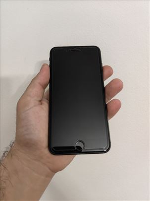 Iphone 8 plus 256gb crni