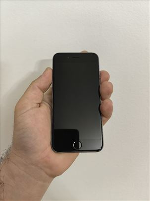 Iphone 6s 64gb crni