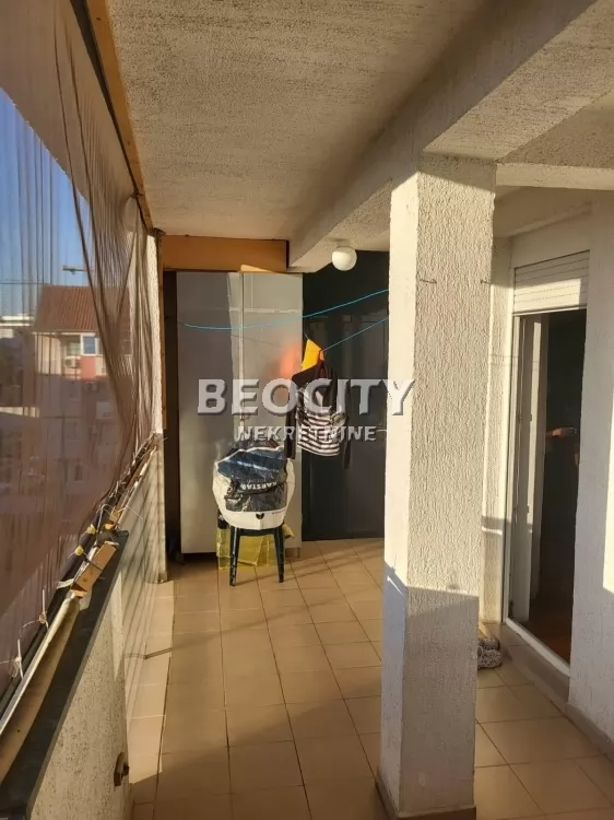 Trosoban stan, 78 m2, Stara Detelinara, Branka Bajića ID: 133444