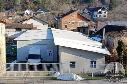 Hala,magacin,skladiste za izdavanje-Paragovo