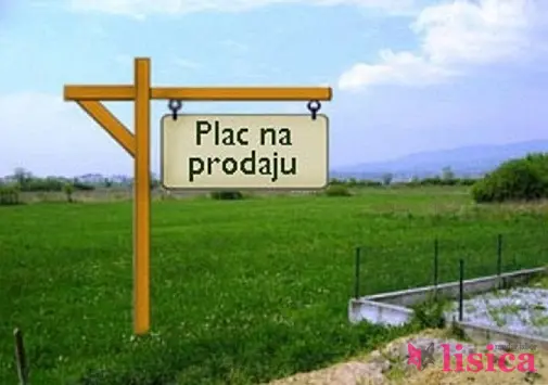 Prodaje se plac sa dve kuće u Pančevu