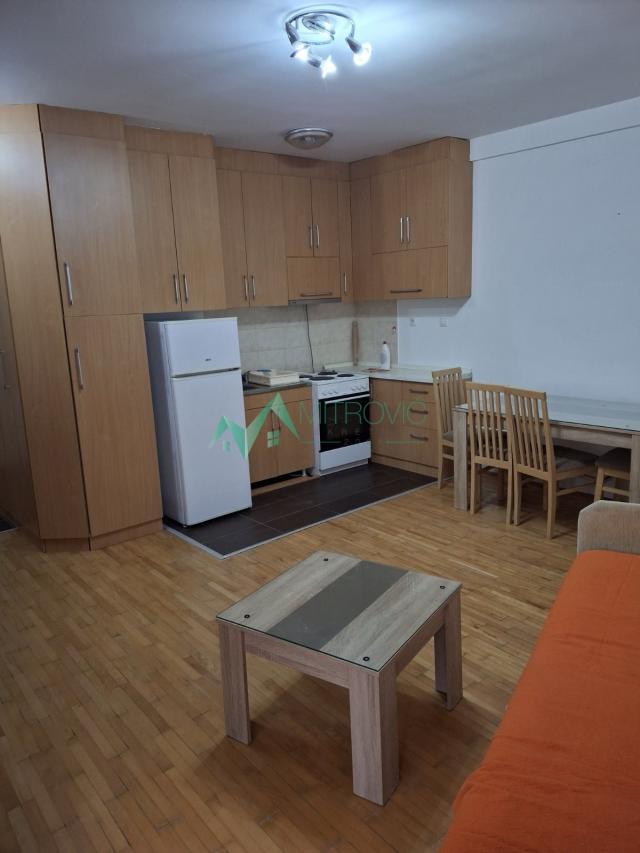 Izdavanje, Stan, 46m2 , Novo Naselje