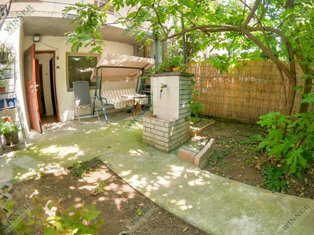 Izdavanje stan Zemun Zadrugarska 21m2 1.0 ID#1447