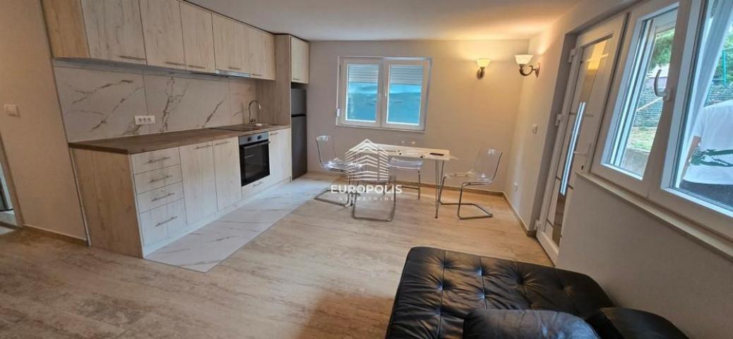 Izdaje se renoviran stan 37 m² – Ratka Mitrovića ID#9697