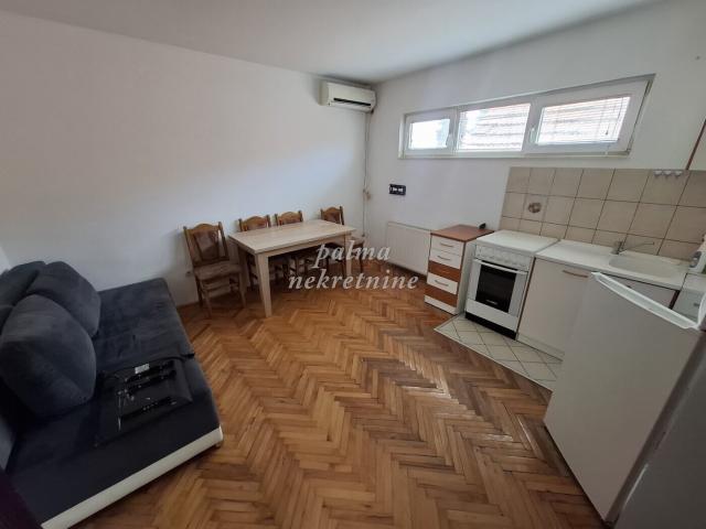 Izdavanje, Stan, 32m2 , Centar