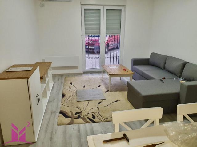 * Novi Sad - Adice * parking