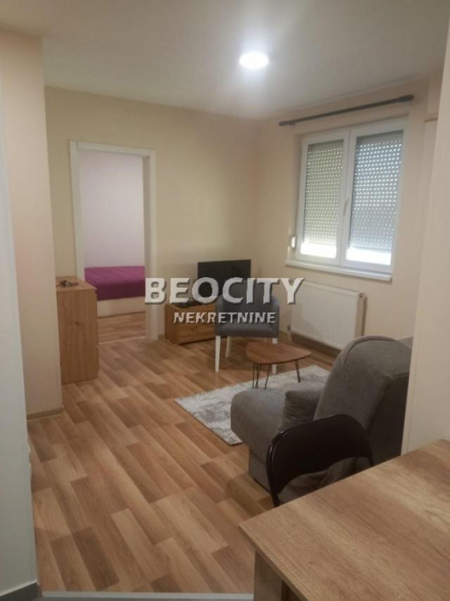 Novi Sad, Adamovićevo Naselje, Bulevar Evrope, 1.5, 30m2, 300EUR