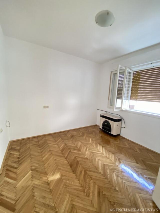Izdavanje, Kuća, 82m2 , Pivara