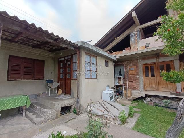 Prodaja, Kuća, 150m2 , Aerodrom