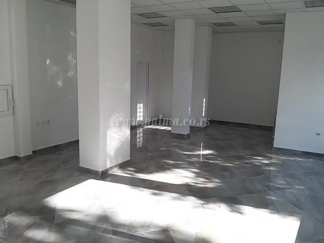 Prodaja, Poslovni prostor, 78m2 , Pivara