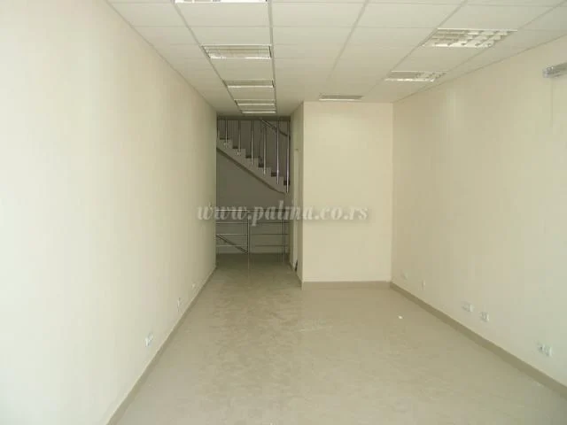 Prodaja, Poslovni prostor, 100m2 , Centar