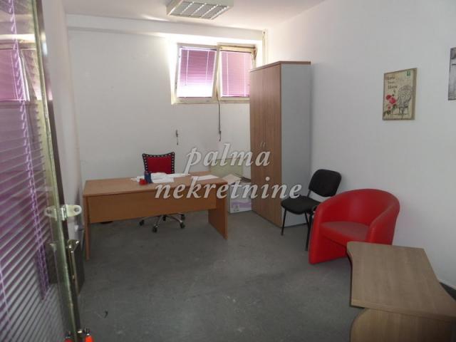 Prodaja, Poslovni prostor, 17m2 , Centar