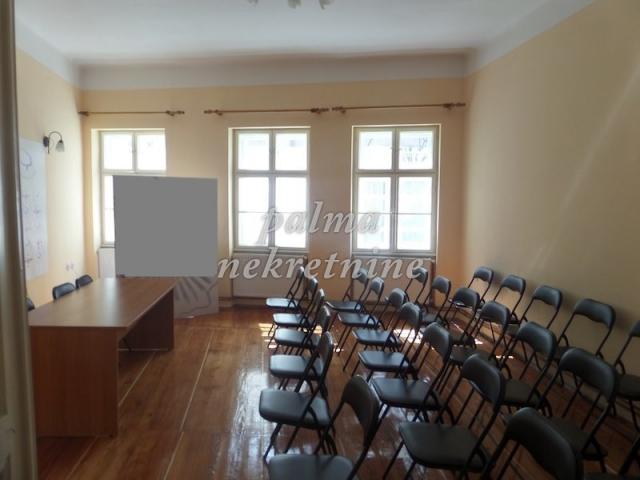 Prodaja, Poslovni prostor, 80m2 , Centar