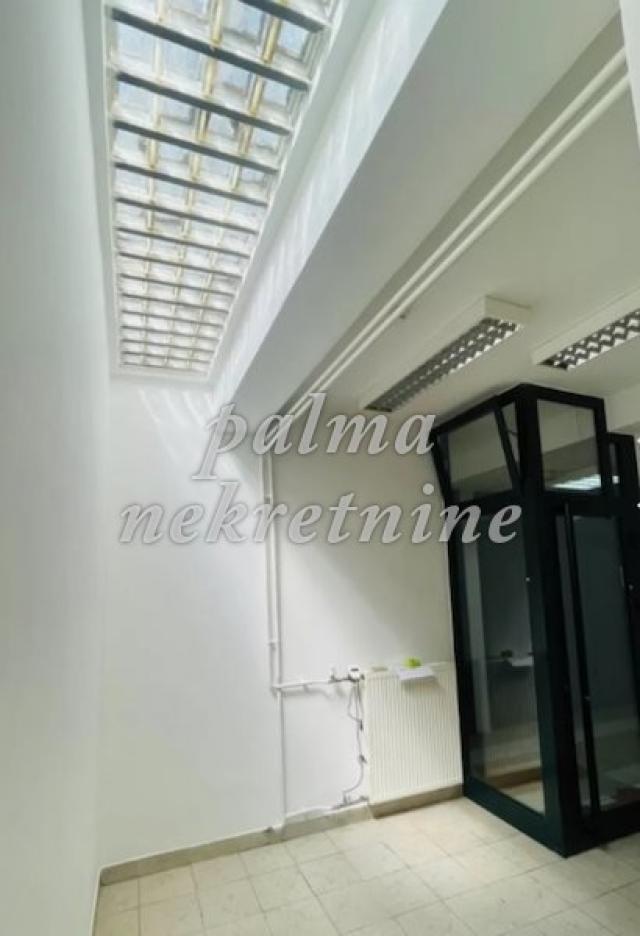 Prodaja, Poslovni prostor, 15m2 , Centar