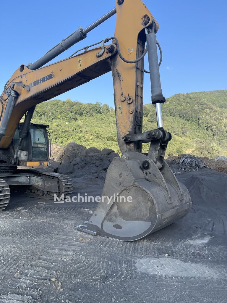 Liebherr 960 bager guseničar
