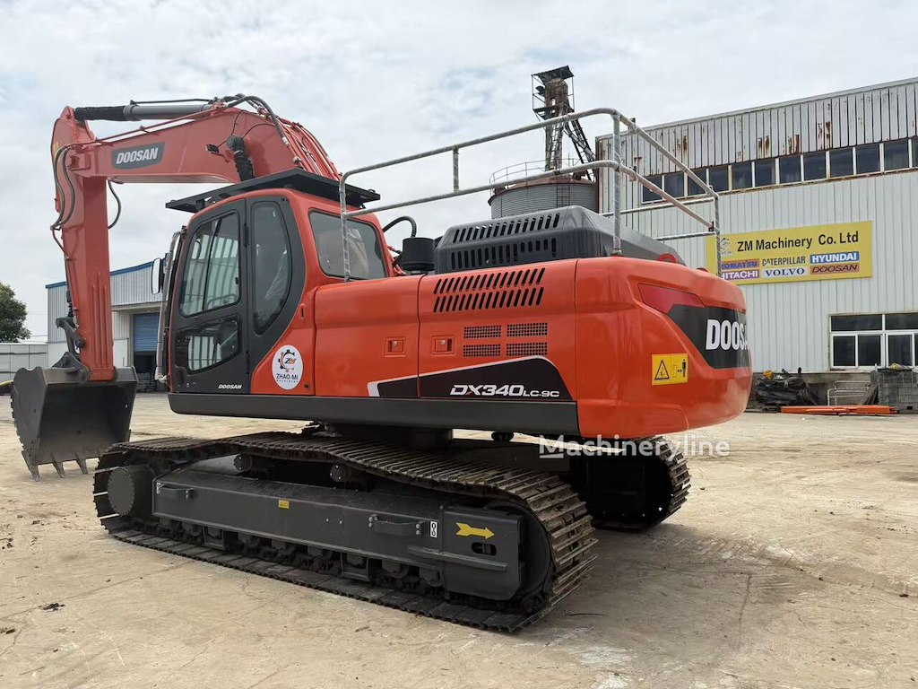 Doosan DX340LC-9C bager guseničar