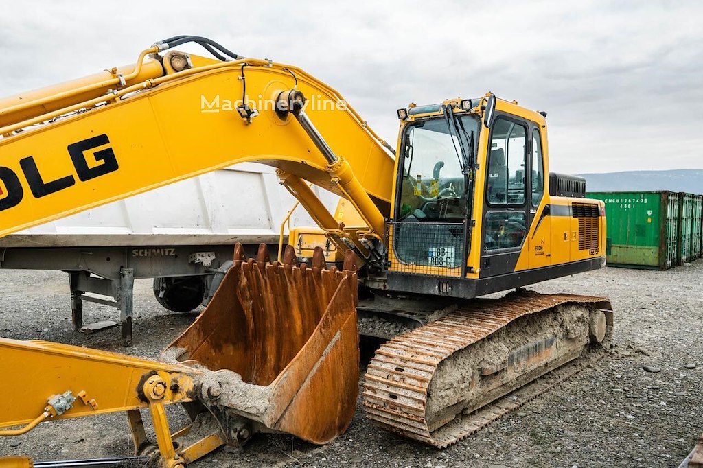 SDLG E6275F bager guseničar