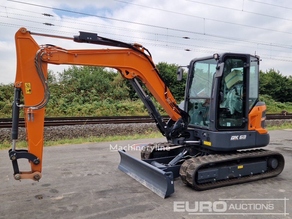 Prodaje se Develon DX63-7 mini bager na aukciji