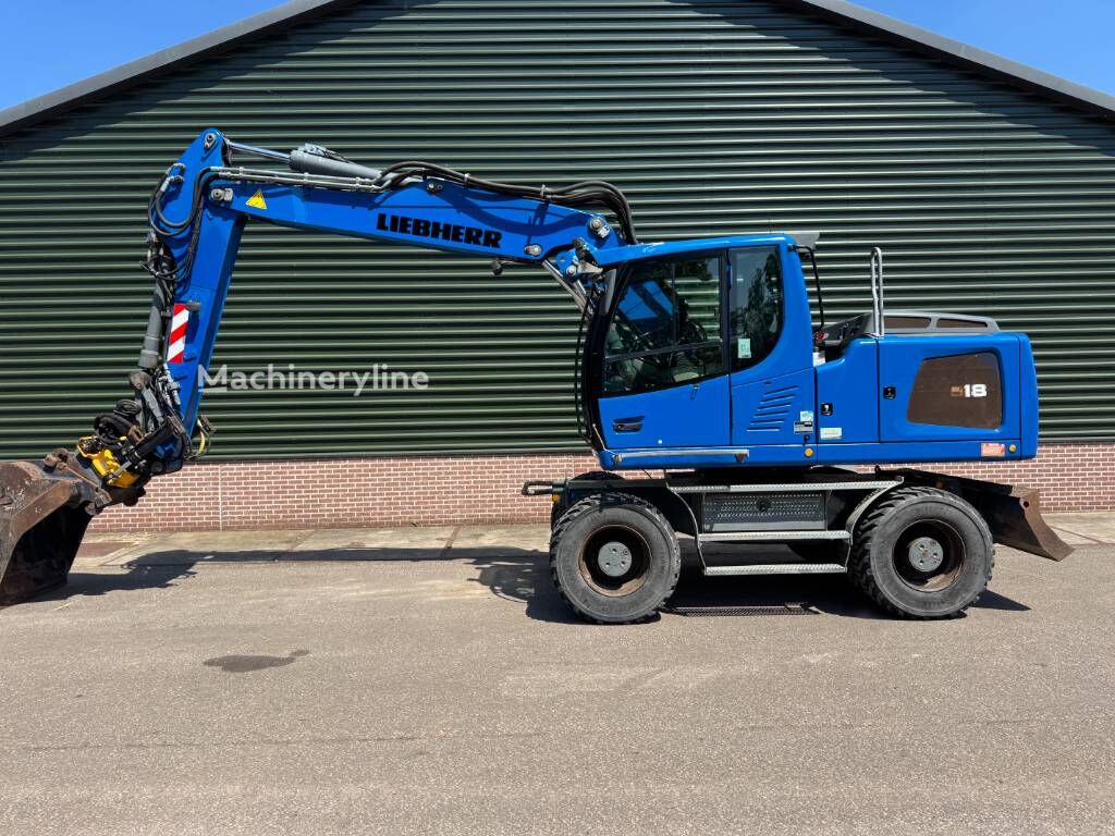 Liebherr A 918 bager točkaš