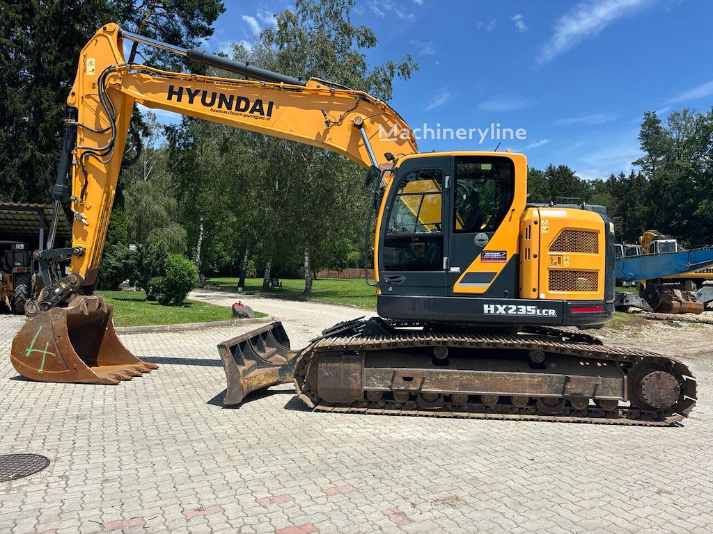 Hyundai HX 235 LCR bager guseničar