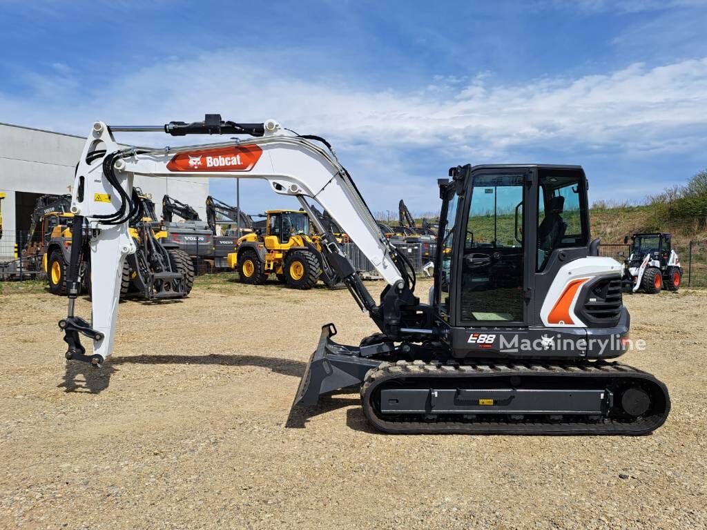 Bobcat E 88 midi bager